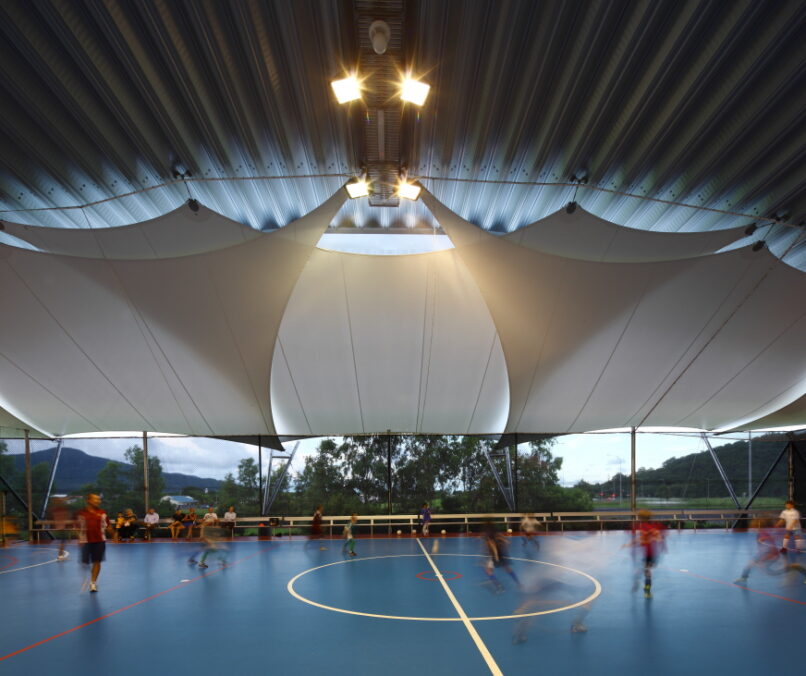 Redlynch Futsal stadium - edgearchitecture